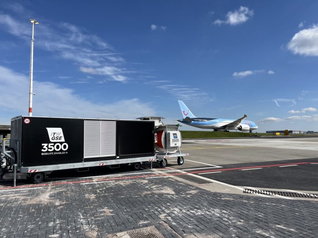 ITW GSE and Schiphol Airport Sign Landmark Agreement to Advance ...